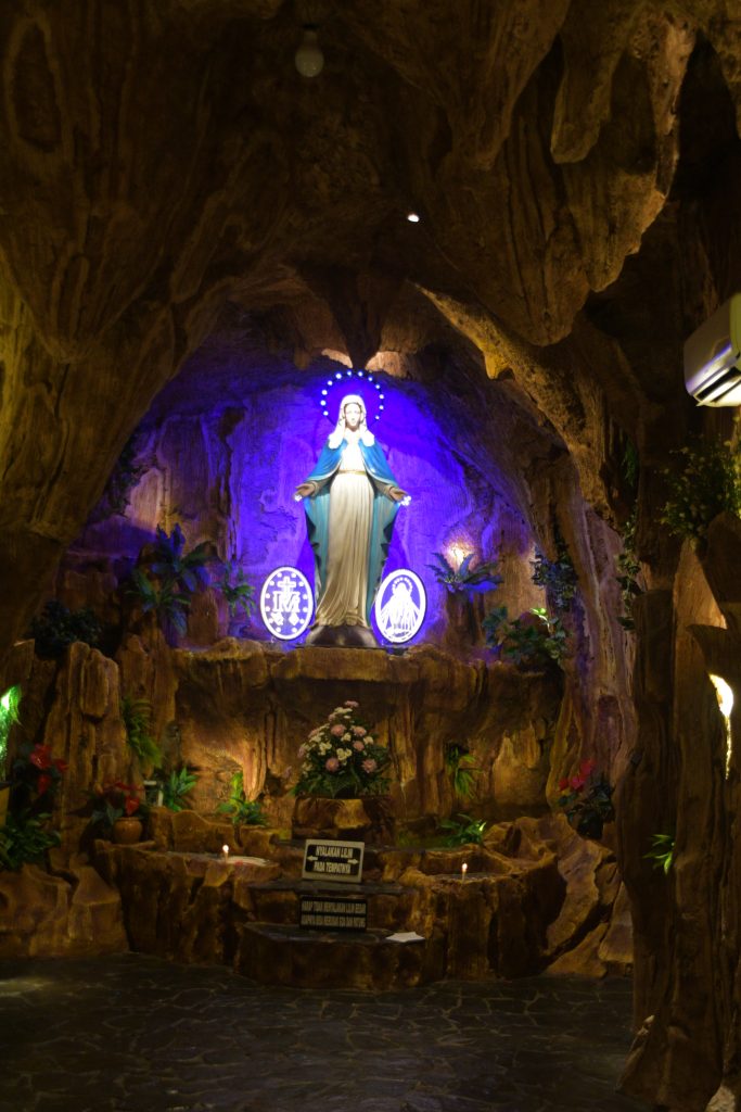 Paroki Kristus Raja Surabaya